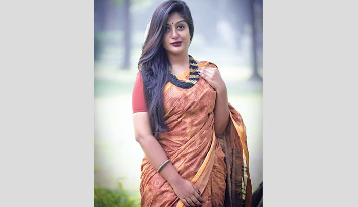 Maimuna Momo in Dhallywood