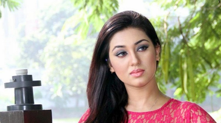 Actress Apu Biswas opens new business