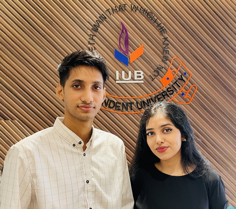 IUB students win gold in Efficiency for Access Design Challenge in UK