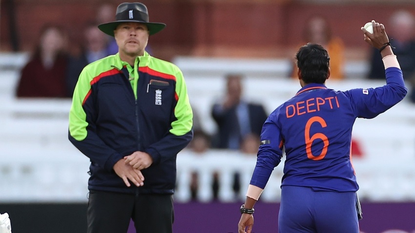 England's Knight accuses India of lying over 'Mankad' run-out