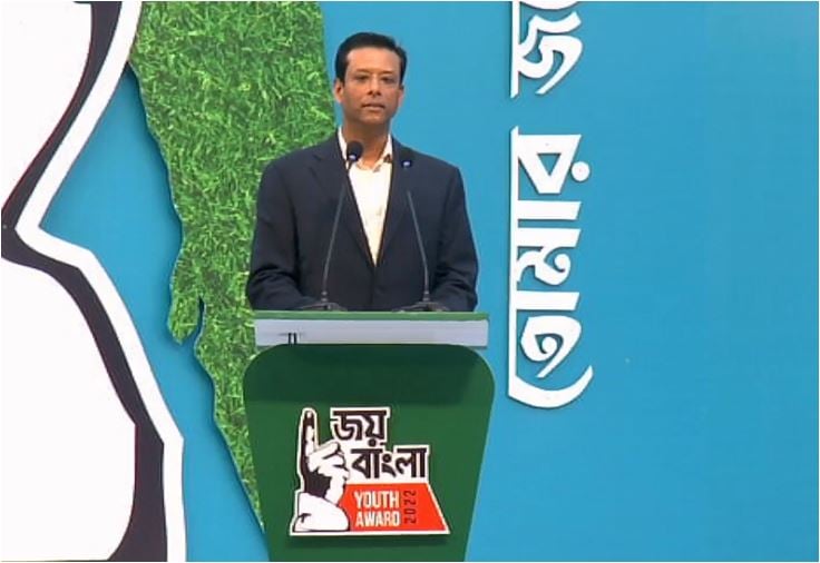 Sajeeb Wazed hands over Joy Bangla Youth Award