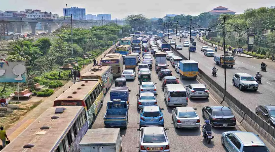 Traffic alert: Outbound passengers urged to start early for Dhaka airport