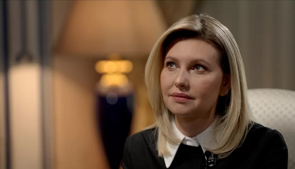 Ukraine's first lady: We will endure