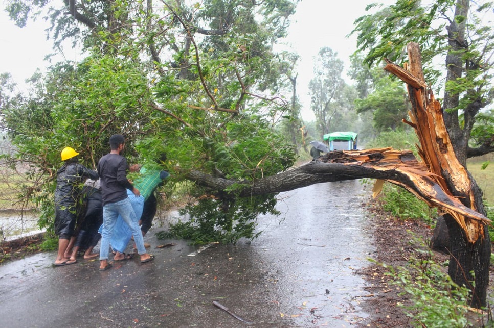 Cyclone Mocha completes landfall, ports now advised to raise signal No. 3
