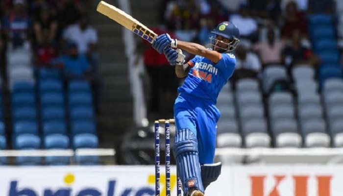 West Indies stun India by four runs in first T20 International