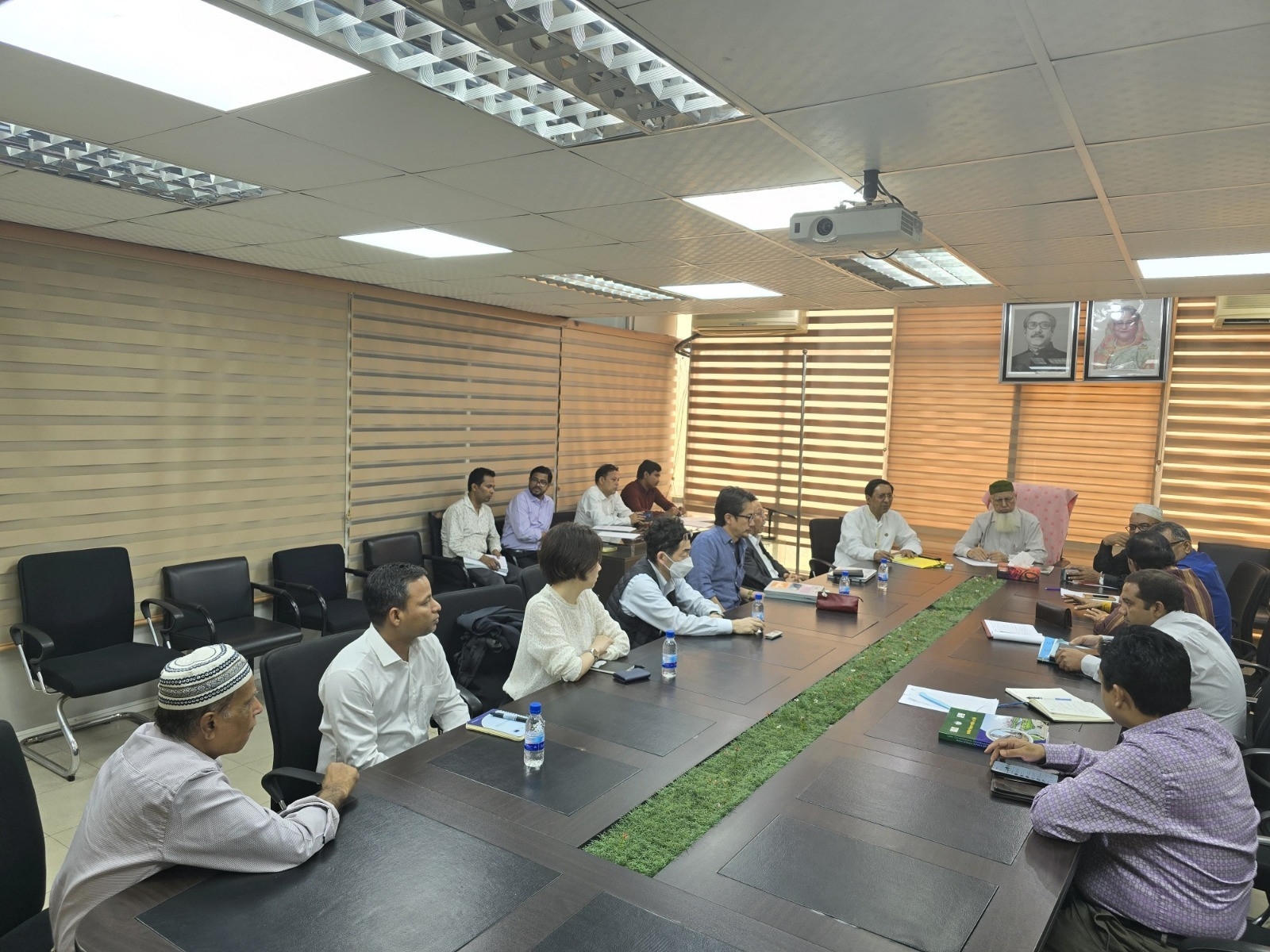Tripartite meeting on future Dhaka held at IEB