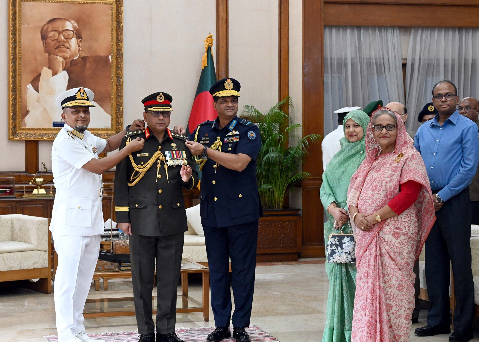 General Waker-Uz-Zaman takes over as Army Chief of Bangladesh