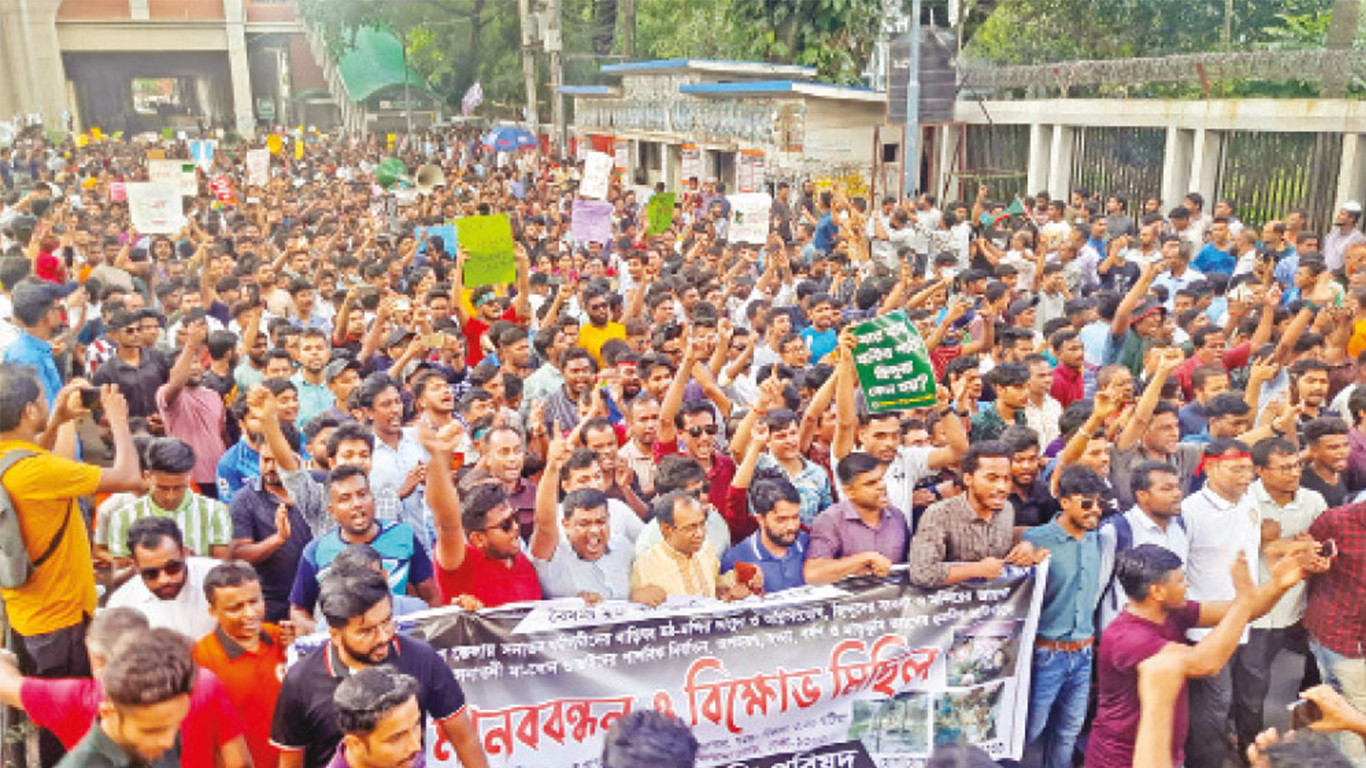 Hindu community protests against communal violence