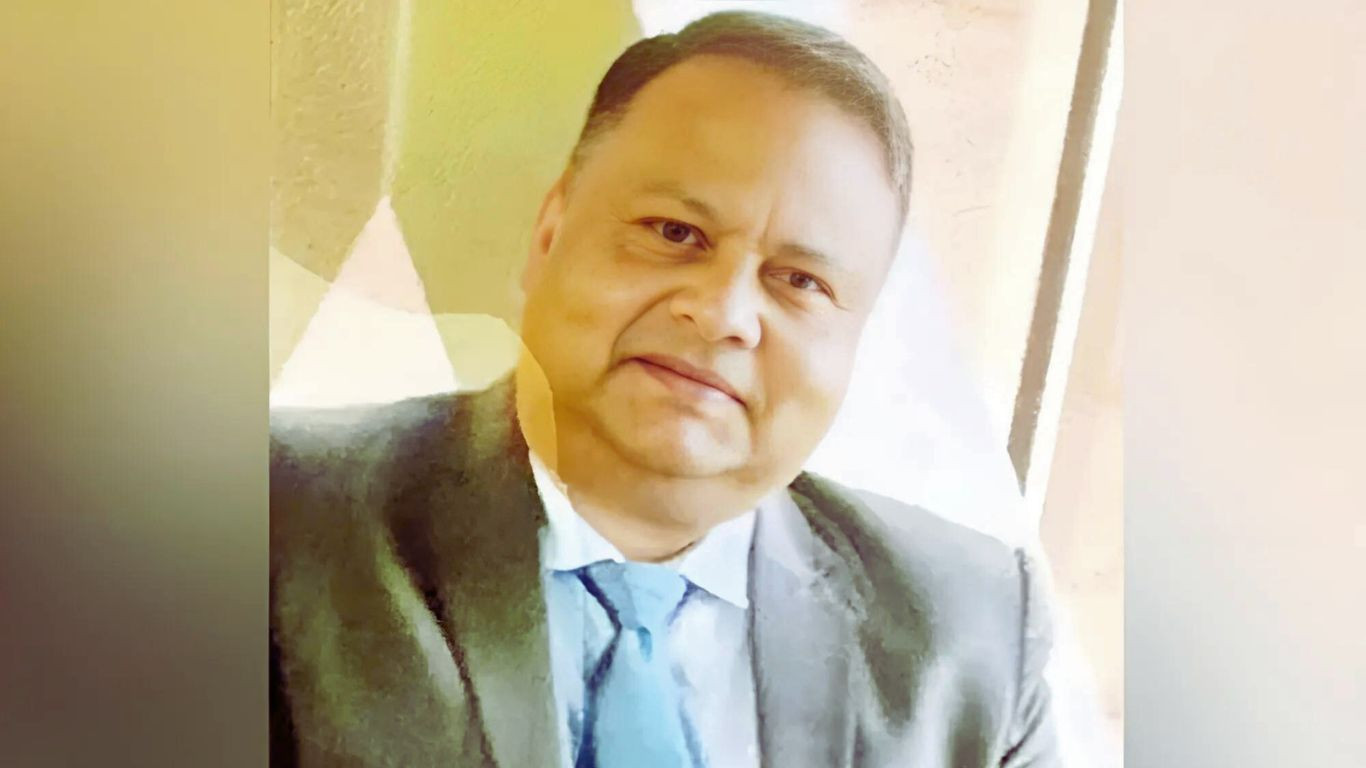 Travel ban imposed on former NSI chief, his wife
