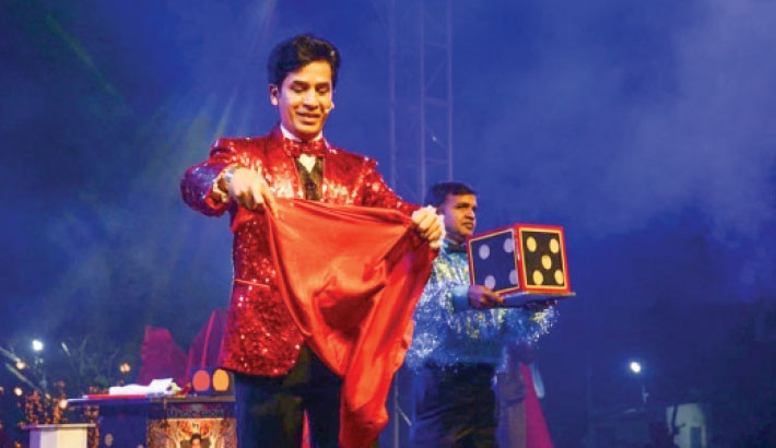 Ali Raj showcases country magic art on world stage