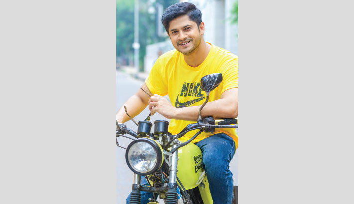 Niloy Alamgir juggles with multiple projects