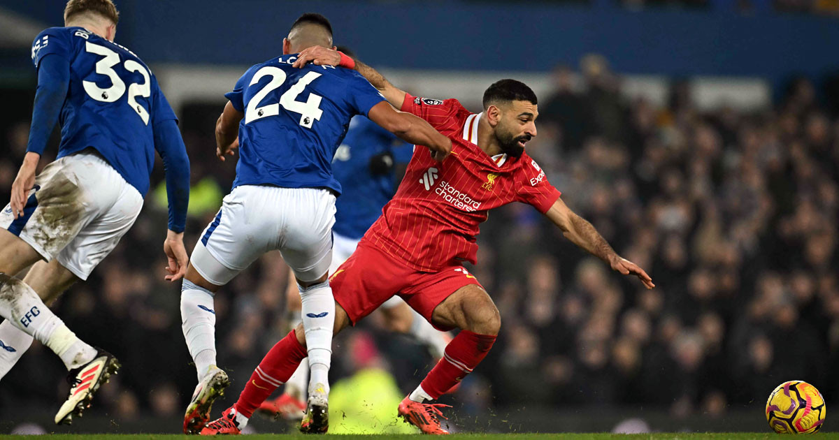 Liverpool held by Everton, four red cards in fiery last Goodison Park derby