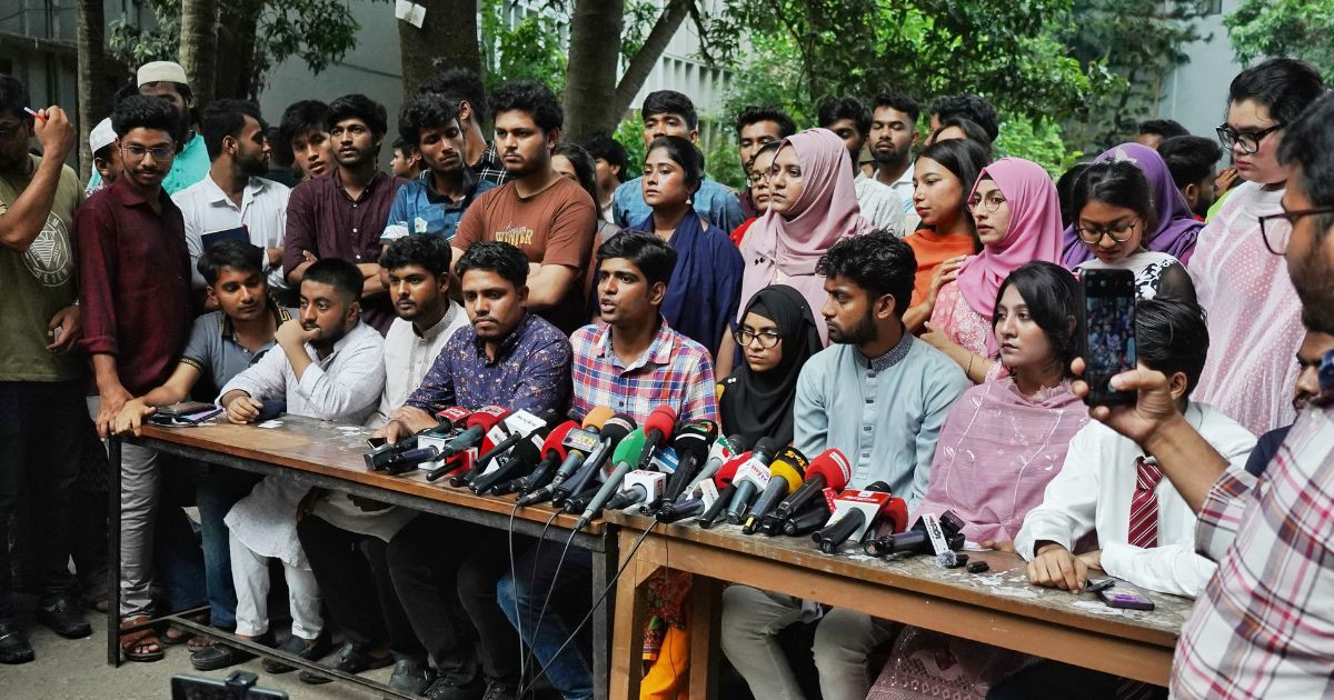 7 college students give 24-hour ultimatum for interim admin