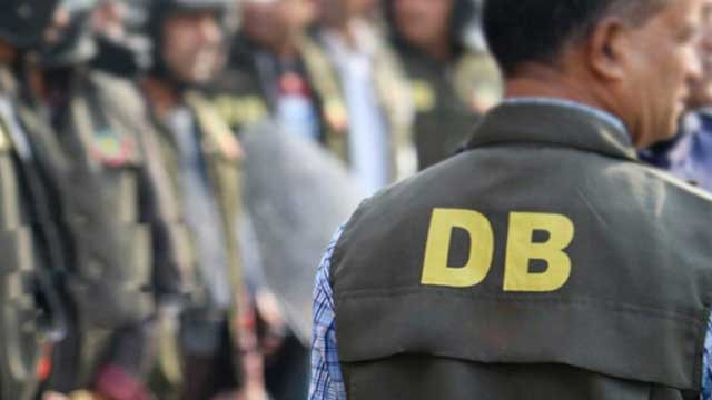 3 DB police injured in attack during operation in Bogura