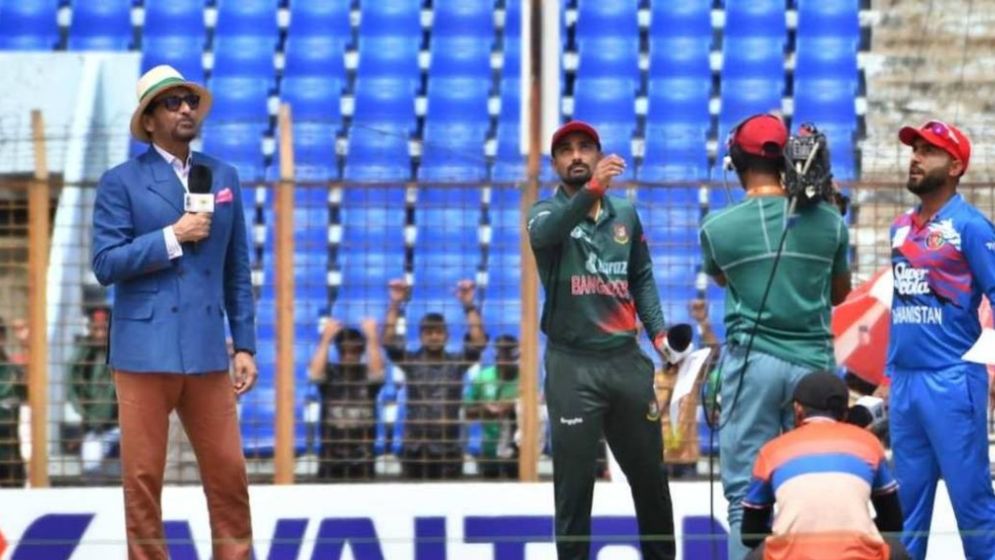 Athar Ali Khan named to elite commentary panel for T20 World Cup