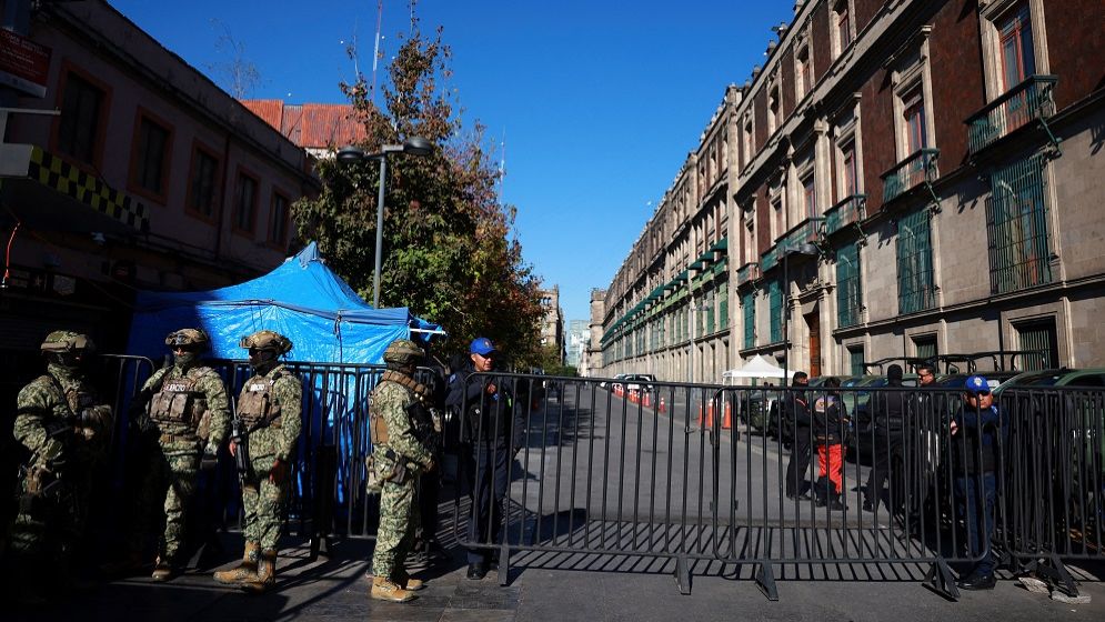 At least 25 soldiers dead in attacks after raid on Mexico's most wanted ...