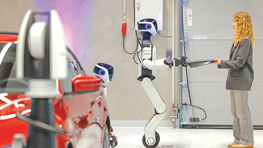 Carmaker BMW to trial humanoid robots at German factory