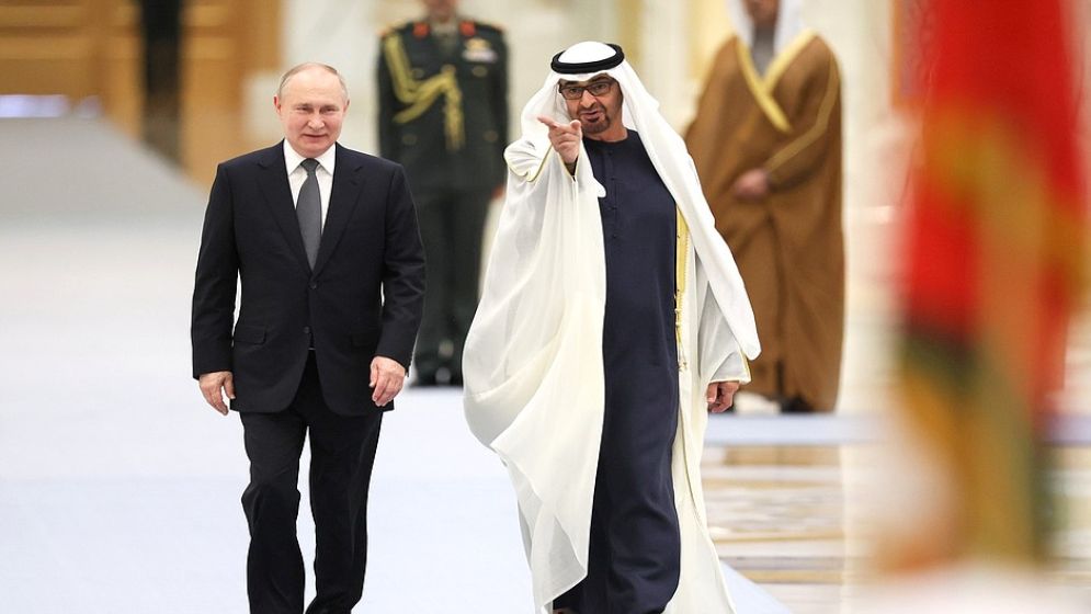 Putin, UAE President agree to remain in close contact