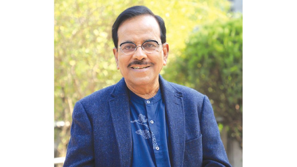 Hanif Sanket dedicates Independence Award to viewers