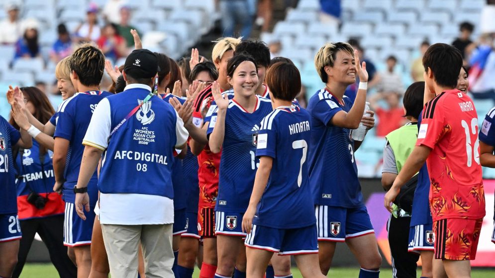 Japan hammer Philippines 7-0 to sweep into Women's Asian Cup semis
