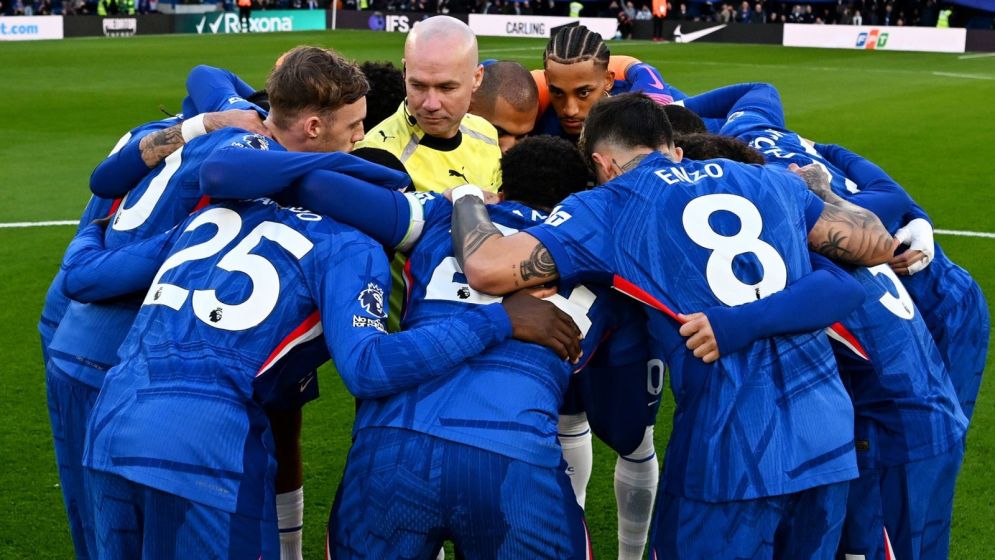 Chelsea huddle not meant to 'antagonise': Rosenior