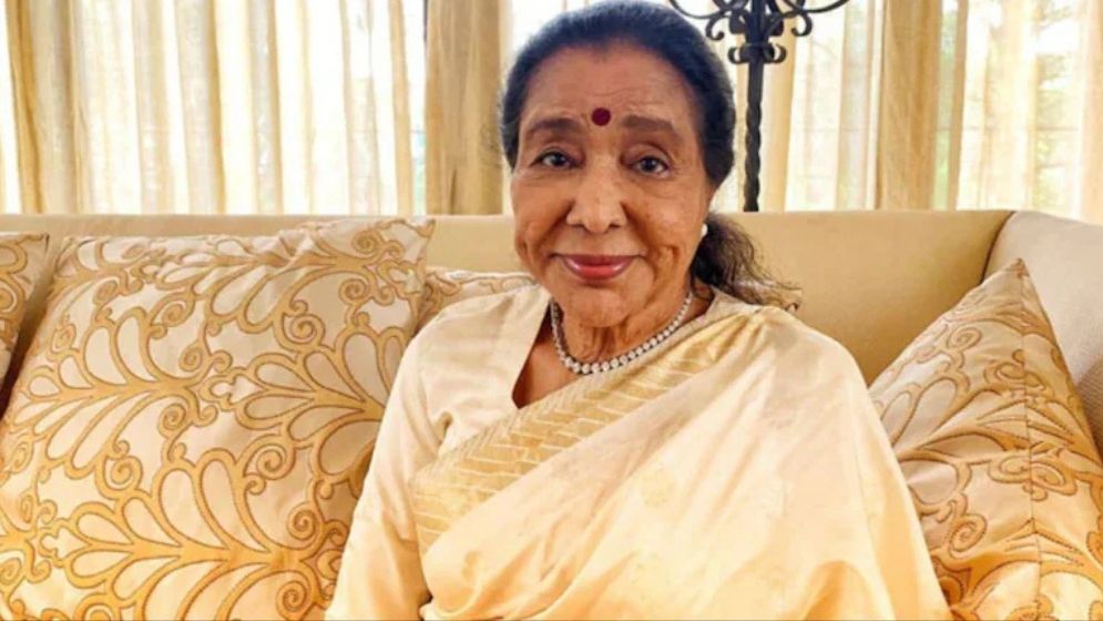 Legendary singer Asha Bhosle hospitalised in Mumbai