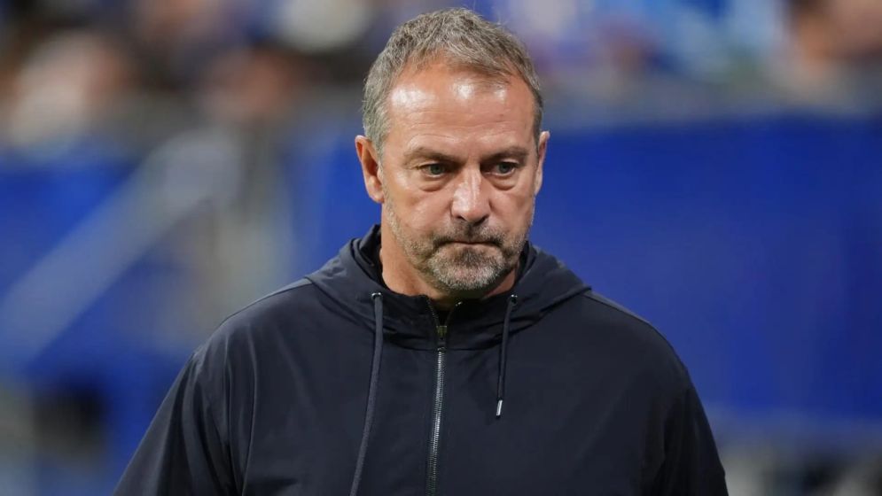 Barca coach Flick's father dies before Clasico