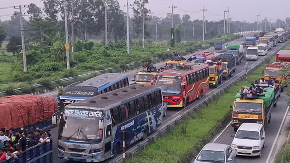 Heavy traffic, rain trigger 22km gridlock on Dhaka-Tangail Highway