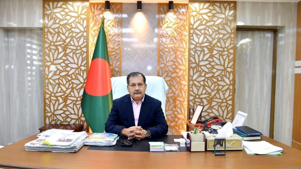 Info Minister directs timely completion of development projects