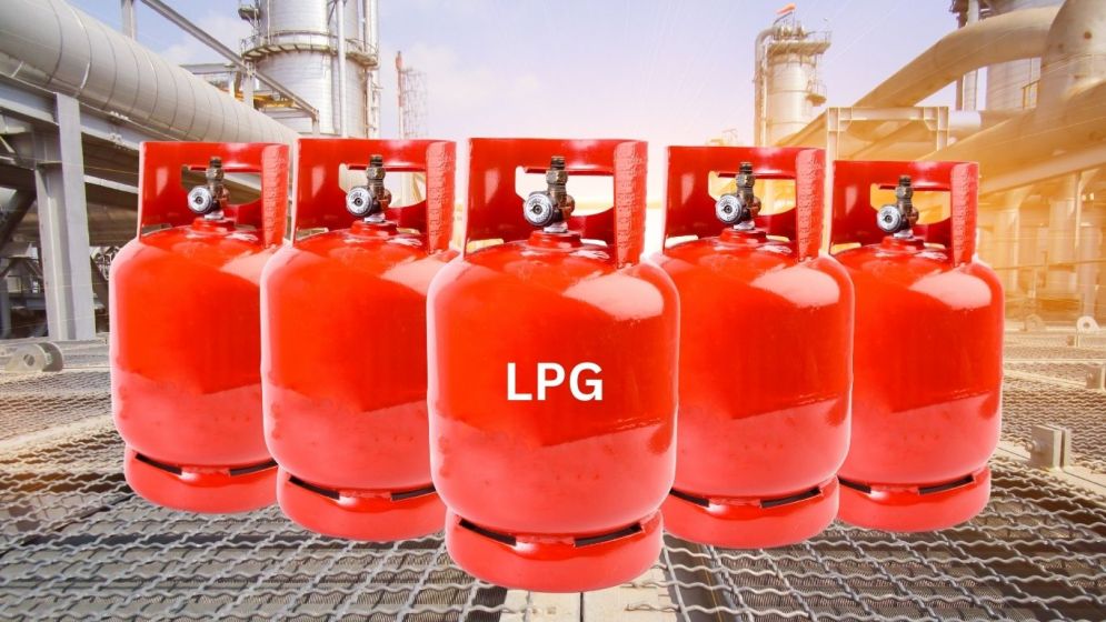 Govt cuts price of 12kg LPG cylinder