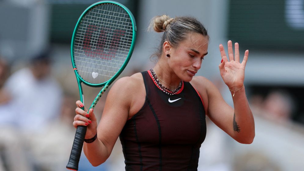Sabalenka suffers shock French Open quarter-final defeat
