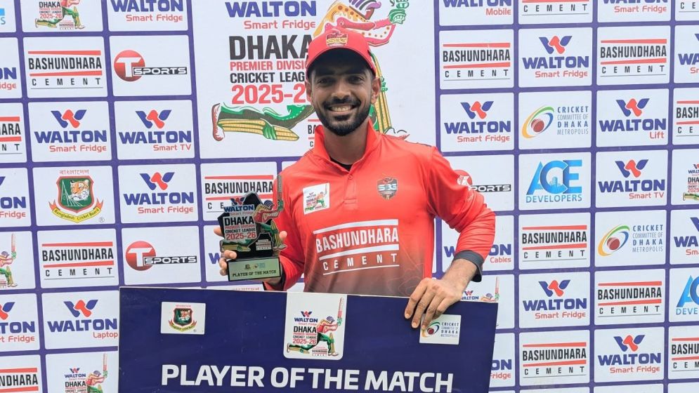 Heavyweights flex muscles as reserve day deliver runs galore