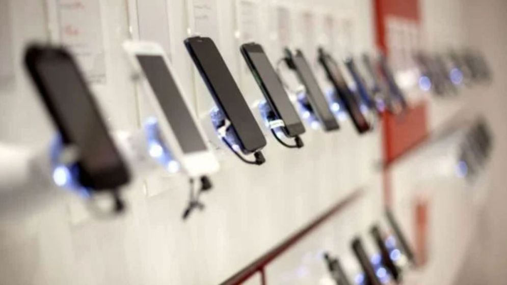 Mobile handset prices likely to decline