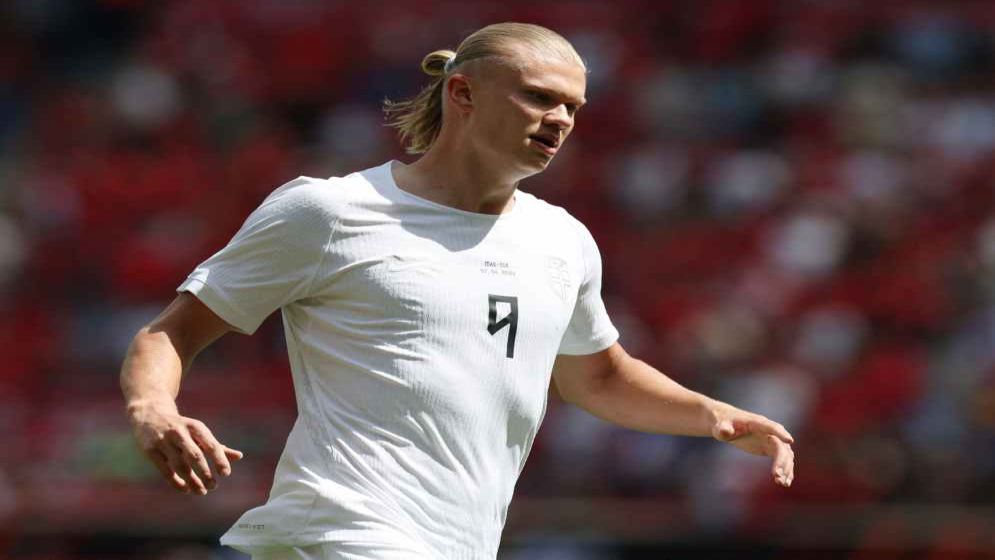 Haaland enjoys Stanley Cup Final game before World Cup debut