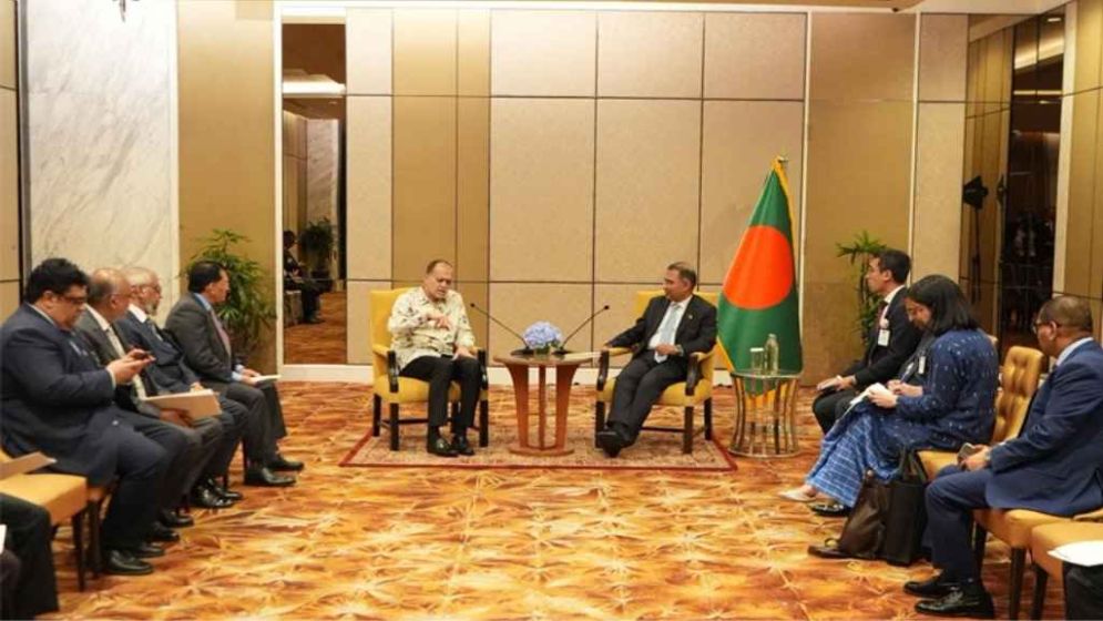 Malaysia's MMC Ports chairman calls on PM