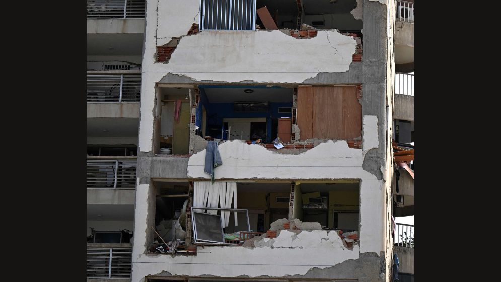 Spain flies rescuers to Venezuela after devastating quakes