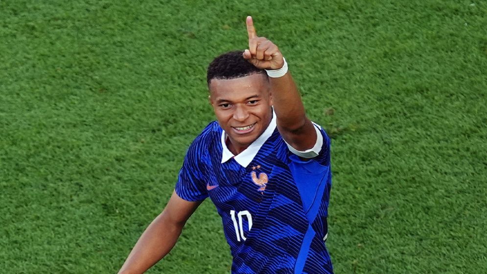 Golden Boot Race Heats Up Mbappe Draws Level With Messi golden-boot-race-heats-up-mbappe-draws-level-with-messi